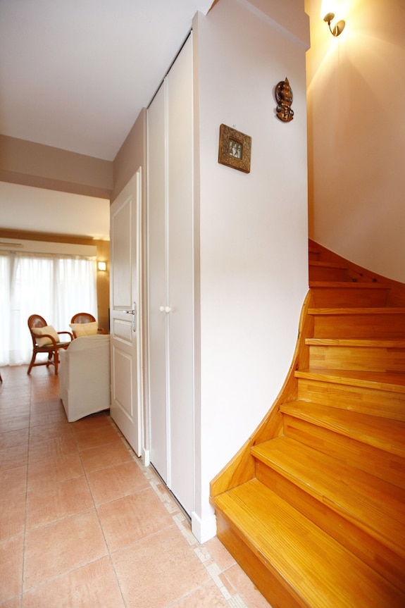 Maison Duplex Avec Piscine - Urrugne