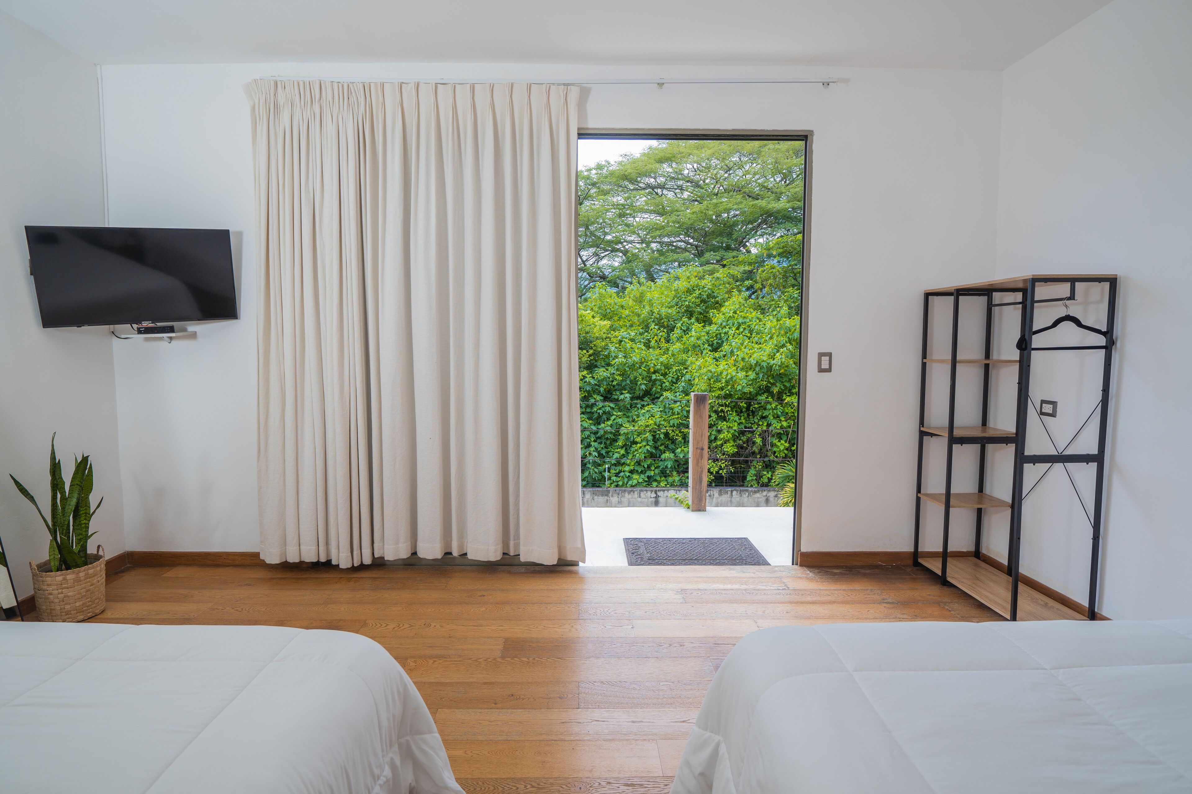 Double Room with Garden View | Lençóis italianos Frette, roupa de alta qualidade 