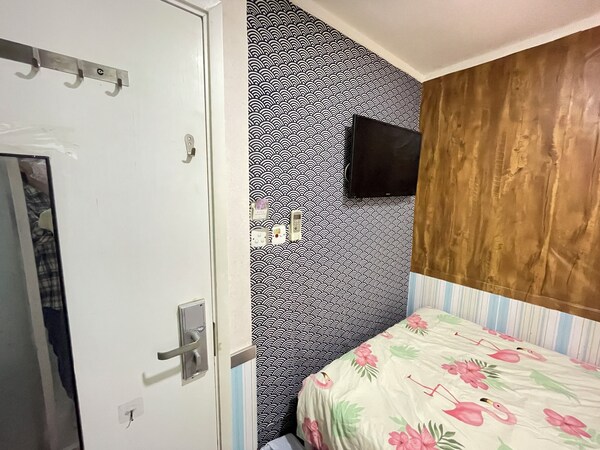 Cindy Hostel - Kwun Tong