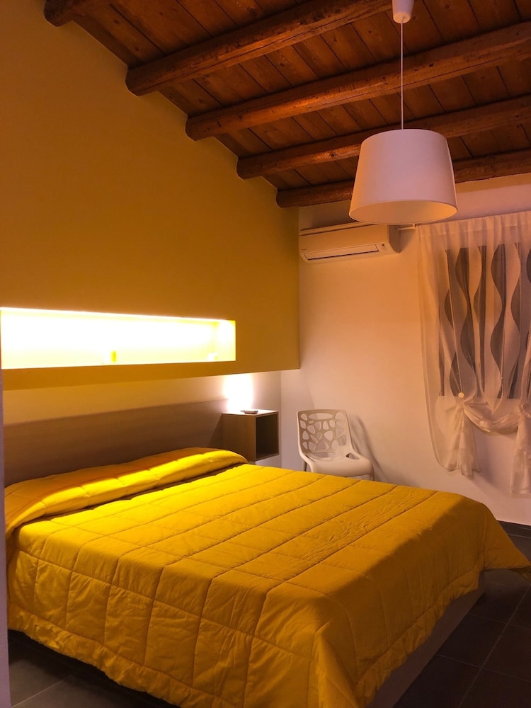 Casa Vacanza San Giorgio Rooms - Caltagirone