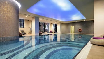 Piscina interna