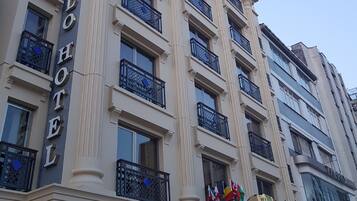 Fachada da propriedade