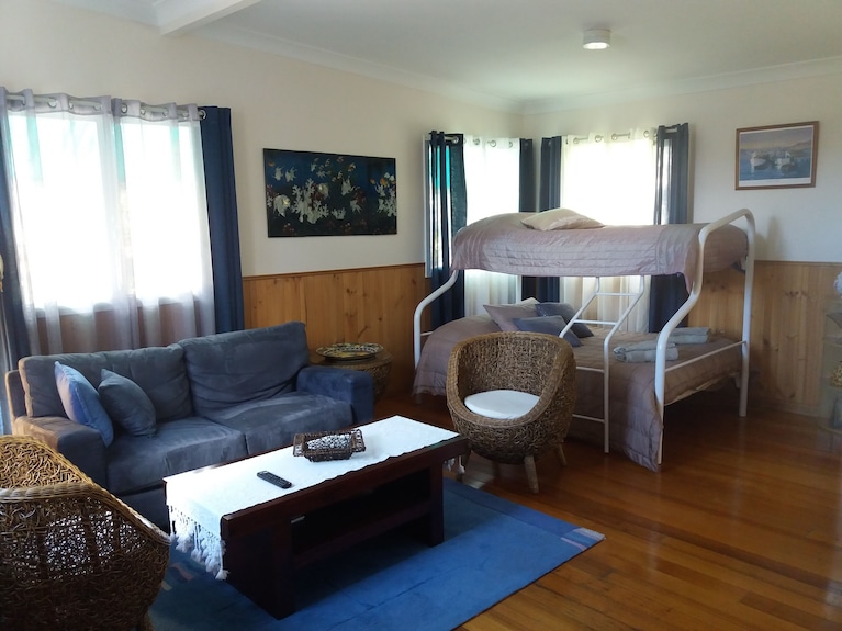 Unidad Autónoma De Vacaciones - Tasmania