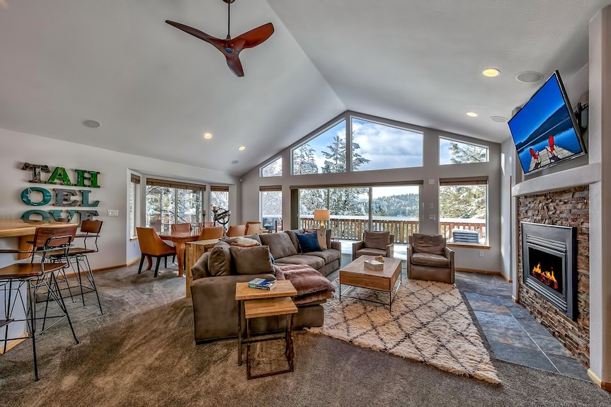 Fly High In Total Luxury: Hot Tub, Views, Privacy, Decks, Peaceful, A/c - South Lake Tahoe, CA