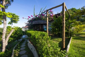 Apartamento lua de mel, 1 cama Queen, para não fumantes, vista para o mar | Frigobar, individualmente decorados, individualmente mobiliados