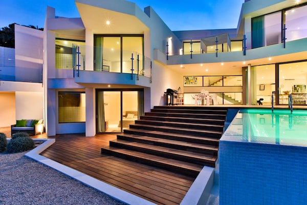 Stylish Villa In Southwest With Stunning Sea View For 10 People - Ibiza