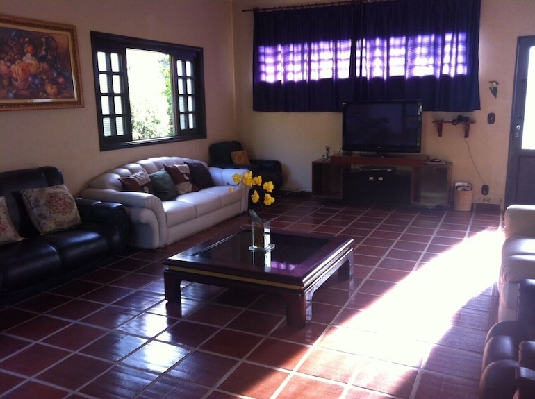 Chacara Para Quem Gosta De Conforto,segurança E Muito Prazer . - Jaguariúna