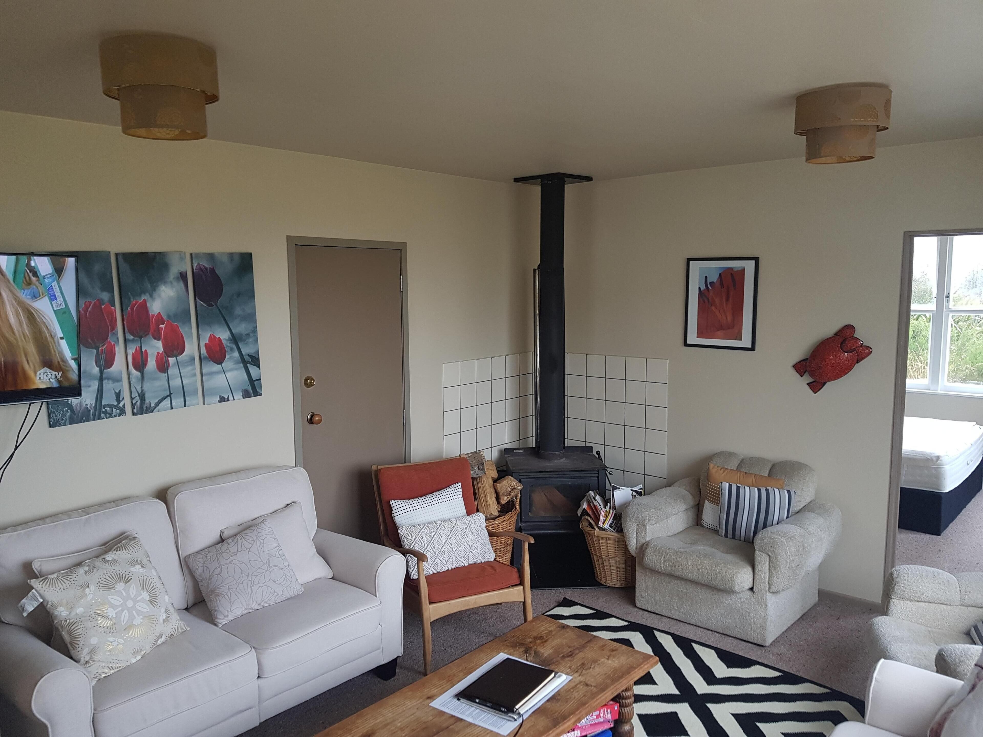 Te Honu House - 13b Millar Street, Np Village *Free Wifi, Sky Tv & Spa Pool - New Zealand