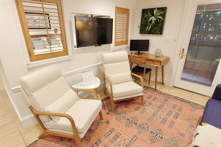 Capitol Hill Delight With Patio - Chinatown, DC