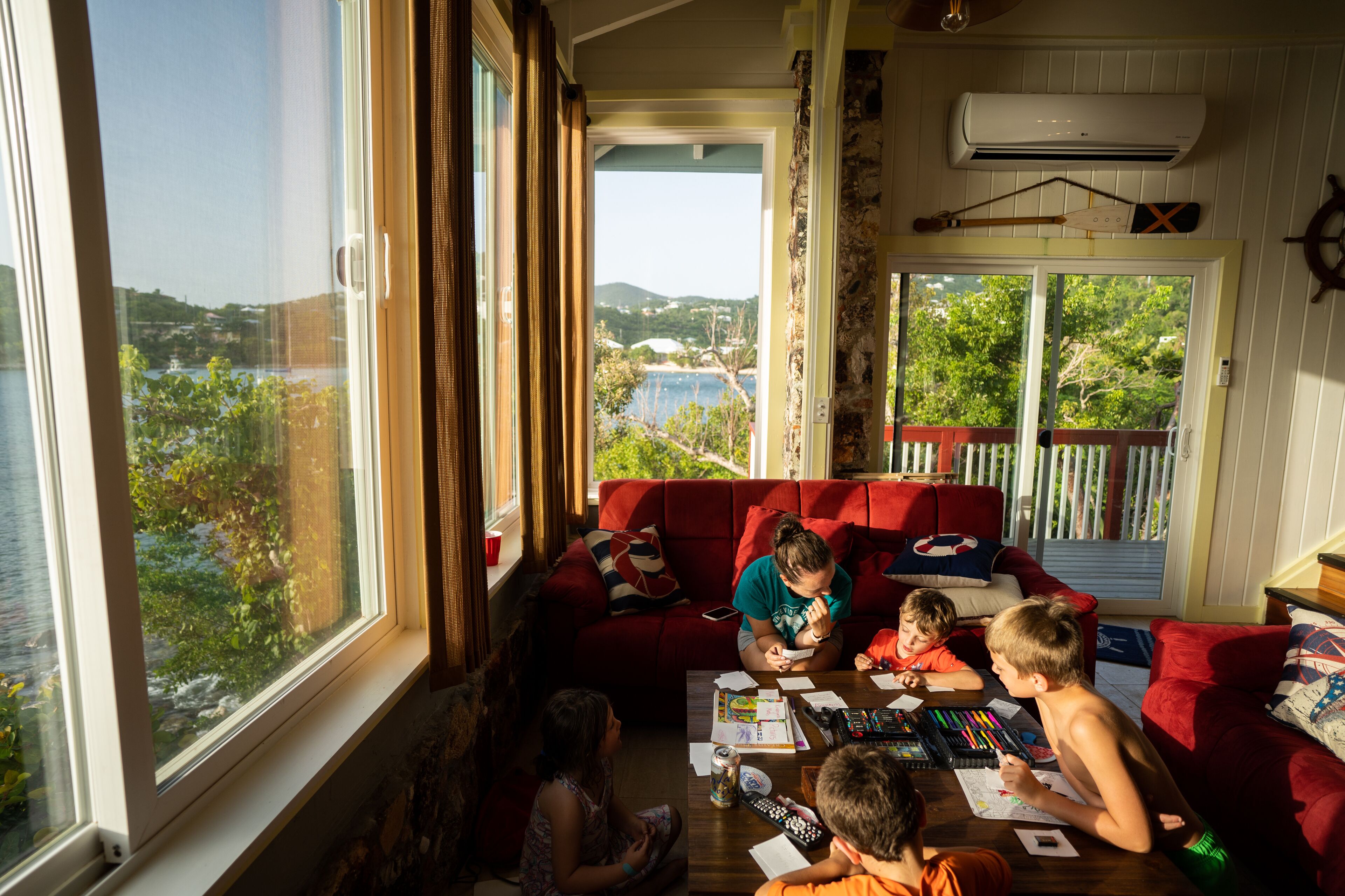 Pet Friendly. Kayak, Paddle Board, Snorkel, Or Hike To The Beach. - Saint Thomas