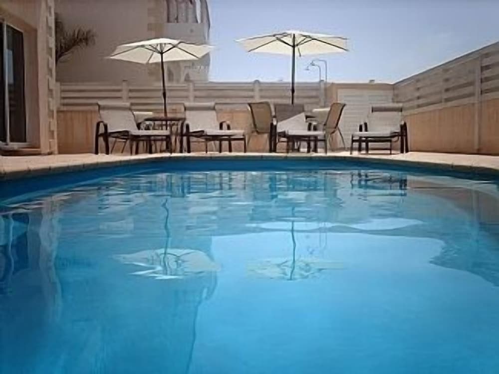 Stunning Villa With Pool In Excellent And Quiet Location - Nissi Beach