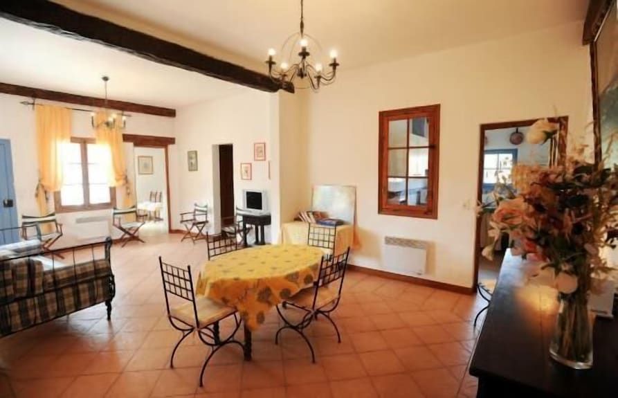 Petite Maison, Piscine Partagée, Proche Béziers Et Canal Du Midi, Calme Garanti - Béziers