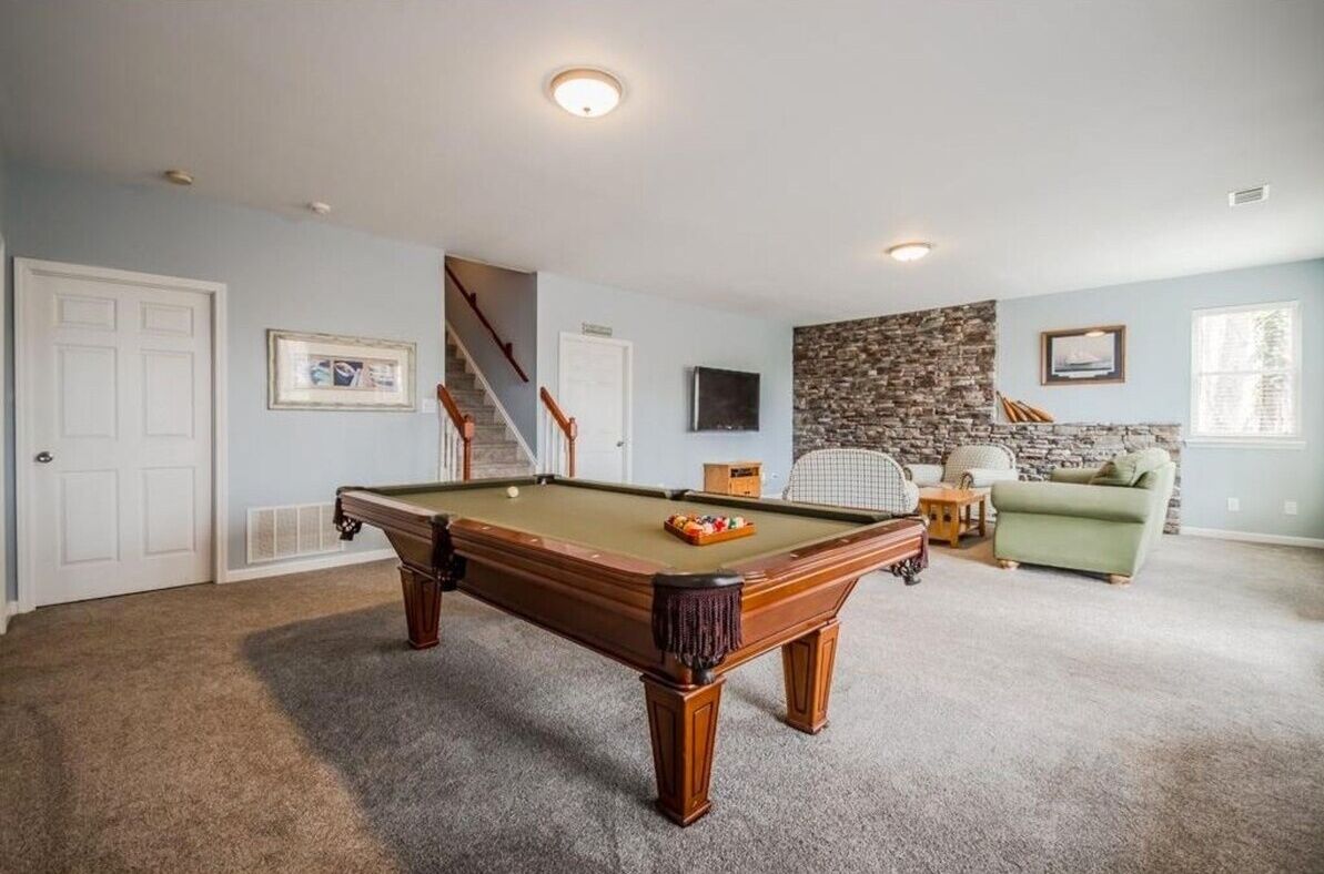 Admiral's Cocktail Cove Lake Lanier - Lake Lanier