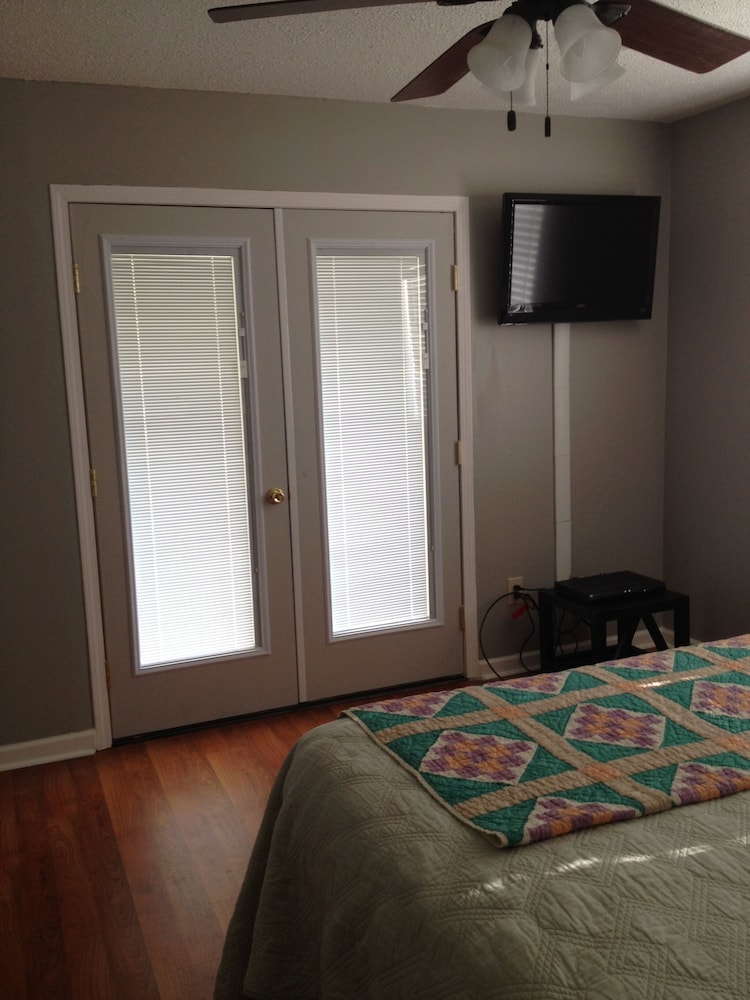 Spacious Newly Decorated House At Horseshoe Lake Arkansas - Horseshoe Tunica