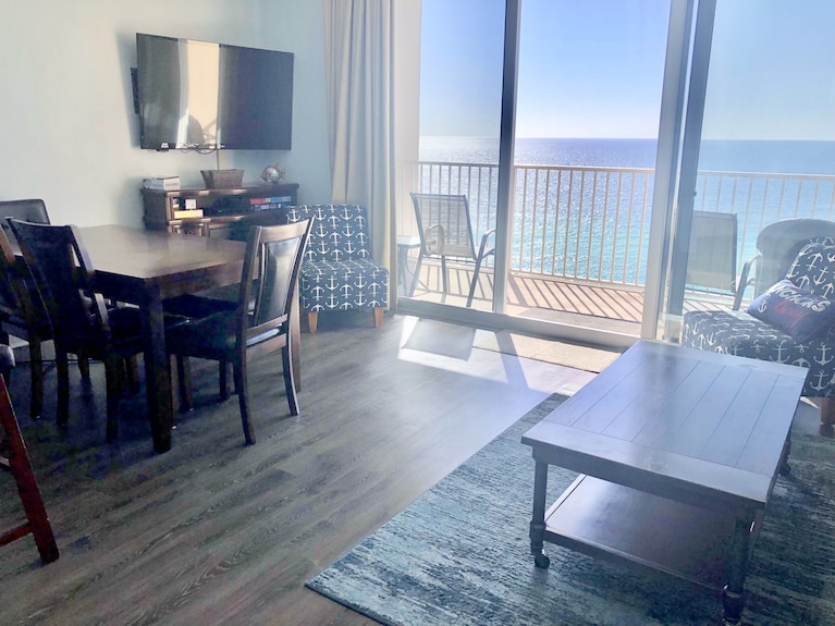 Stunning Beachfront Condo! Free Beach Chair Service! Short Walk To Pier Park! - Panama City Beach, FL