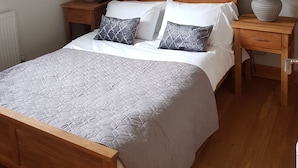 Estúdio, 1 quarto | Ferro/tábua de engomar, com decoração personalizada 