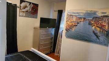 Casa Comfort, 4 quartos, não fumadores | 4 quartos, edredões de penas, cofre no quarto, secretária