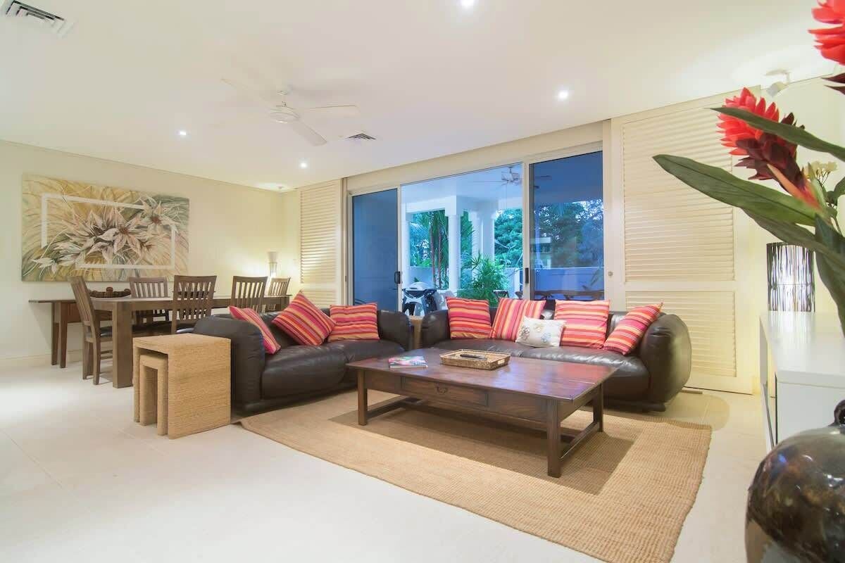 Oceanique Villa - Absolute Beachfront Port Douglas - Port Douglas