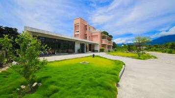 Terrenos do alojamento