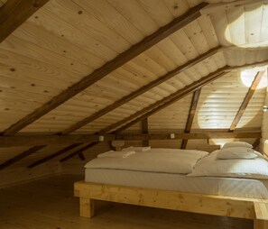Bungalow Deluxe, 1 quarto, terraço, vista para o jardim | 2 quartos, roupa de alta qualidade, minibar