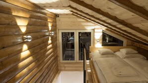 Bangalô luxo, 1 quarto, terraço, vista para o jardim | 2 quartos, roupas de cama premium, frigobar, cortinas blackout