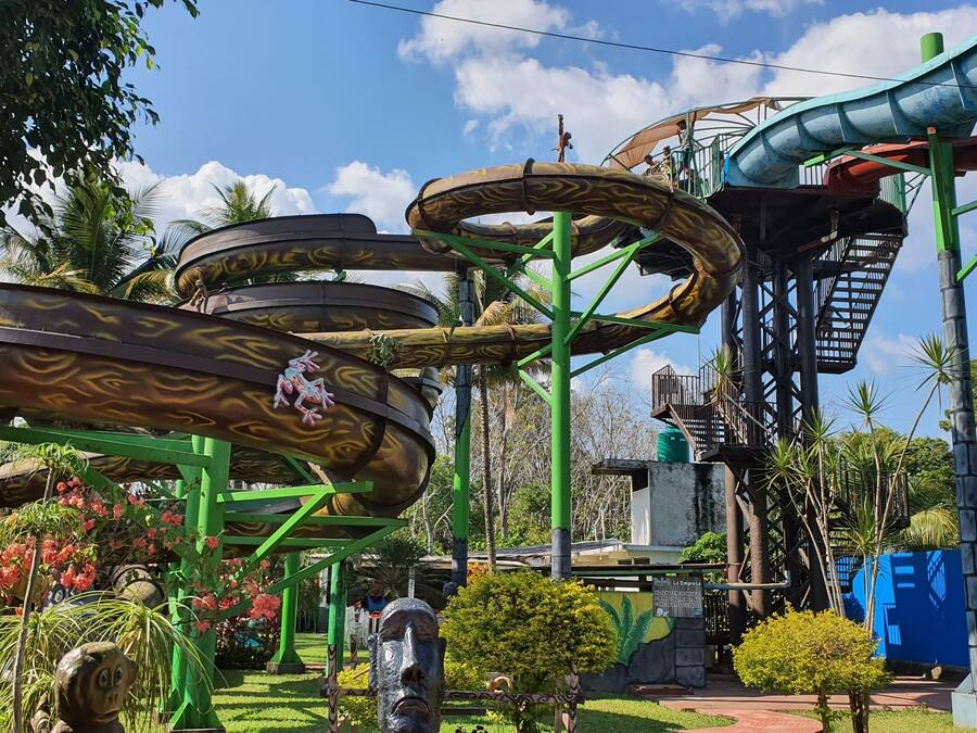 Área de recreio para crianças (ao ar livre)