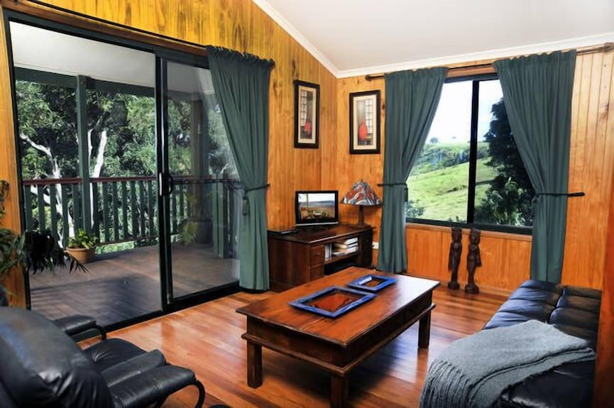 {Nuages Sur Beechmont} - Queensland