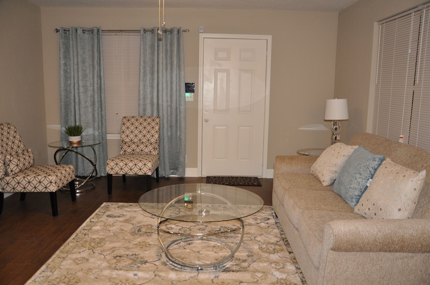 Blue Door Place By Ou Medical.state Capitol Downtown - Midtown - Oklahoma City