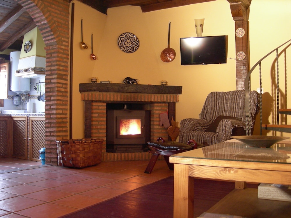 Charming Geräumige Haus Befindet Sich Im Jüdischen Viertel Von Hervas Neben Dem Ambroz Fluss. - Extremadura