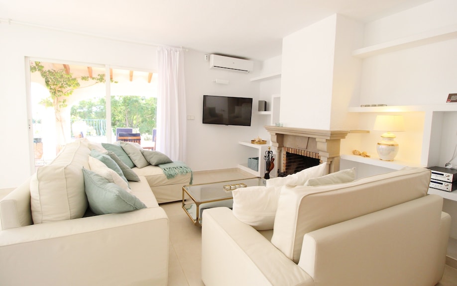 Droom Villa Met Privé Tennisbaan, De Zee En De Bergen En Een Groene Tuin - Altea