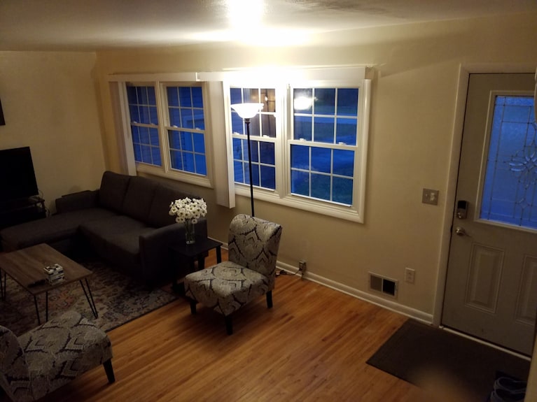 Henrietta House, 3 Chambres King & Reine, 1. 5 Salle De Bain - Rochester, NY