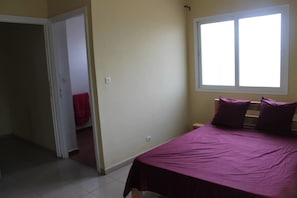 Quarto casal básico | Camas extras/dobráveis (sobretaxa)