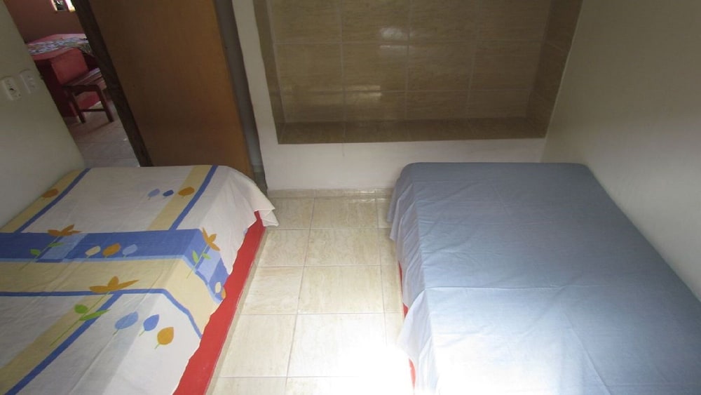 Condominio De Diez Chalets Y Piscina Para Invitados. Excelente Costo Beneficio. - Guarapari
