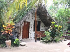 Bangalô standard | Wi-Fi de cortesia, roupa de cama