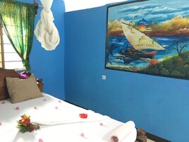 Bangalô standard | Wi-Fi de cortesia, roupa de cama