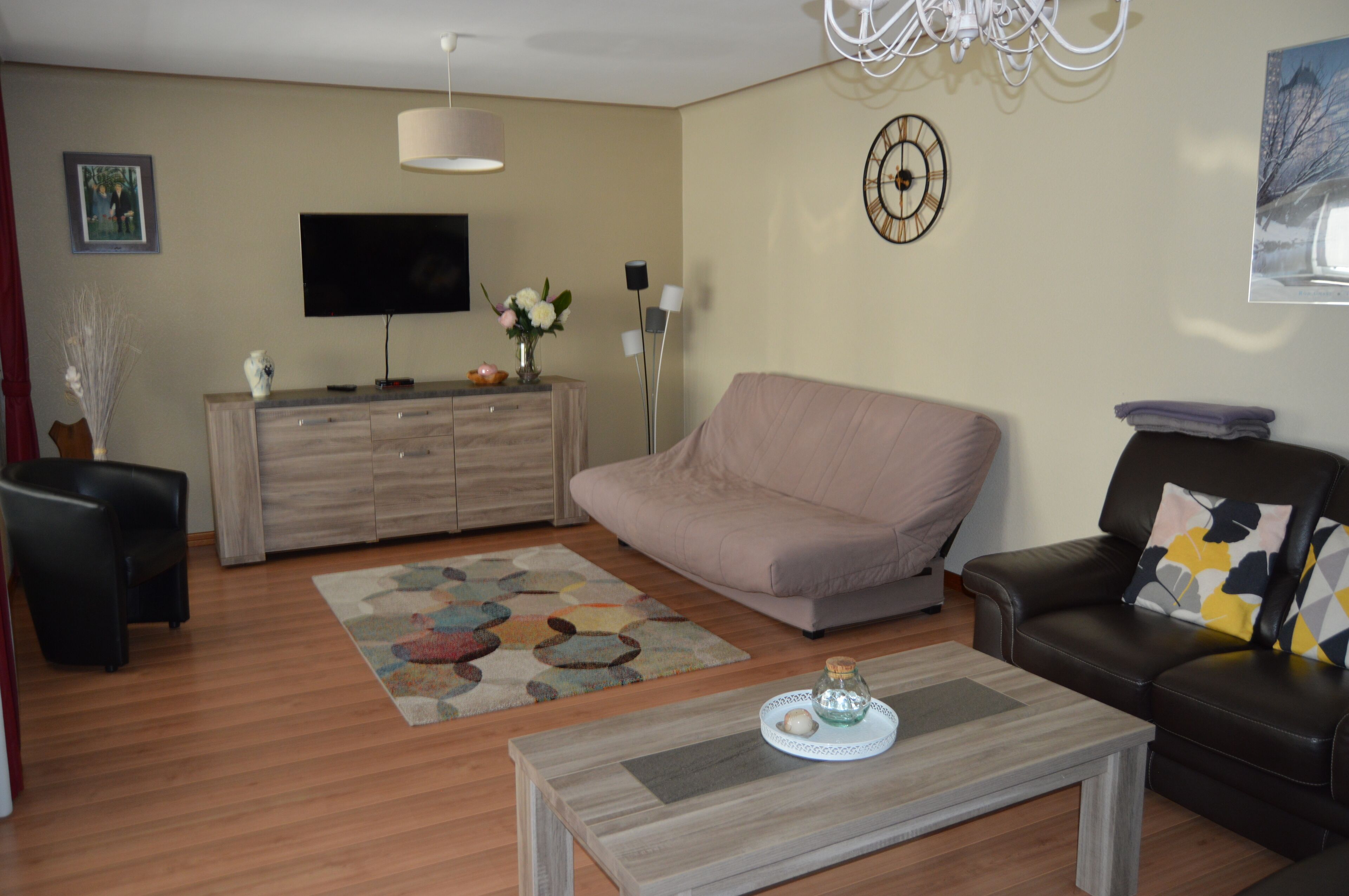 Rez De Chaussee Plain Pied Dans Maison- Proprietaires Au 1er Etage - Bas-Rhin