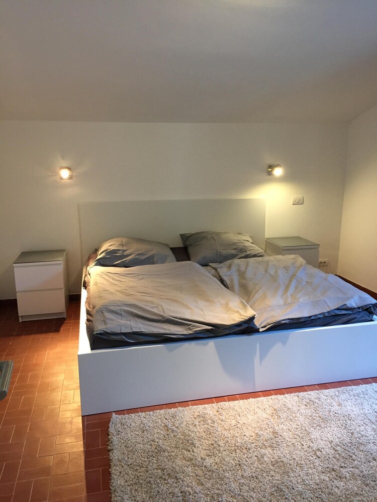 Villa Mit Gardasee Blick, 240qm, Auf 5000+qm Olivenhain, Klimaanlage, Parkplätze - Malcesine
