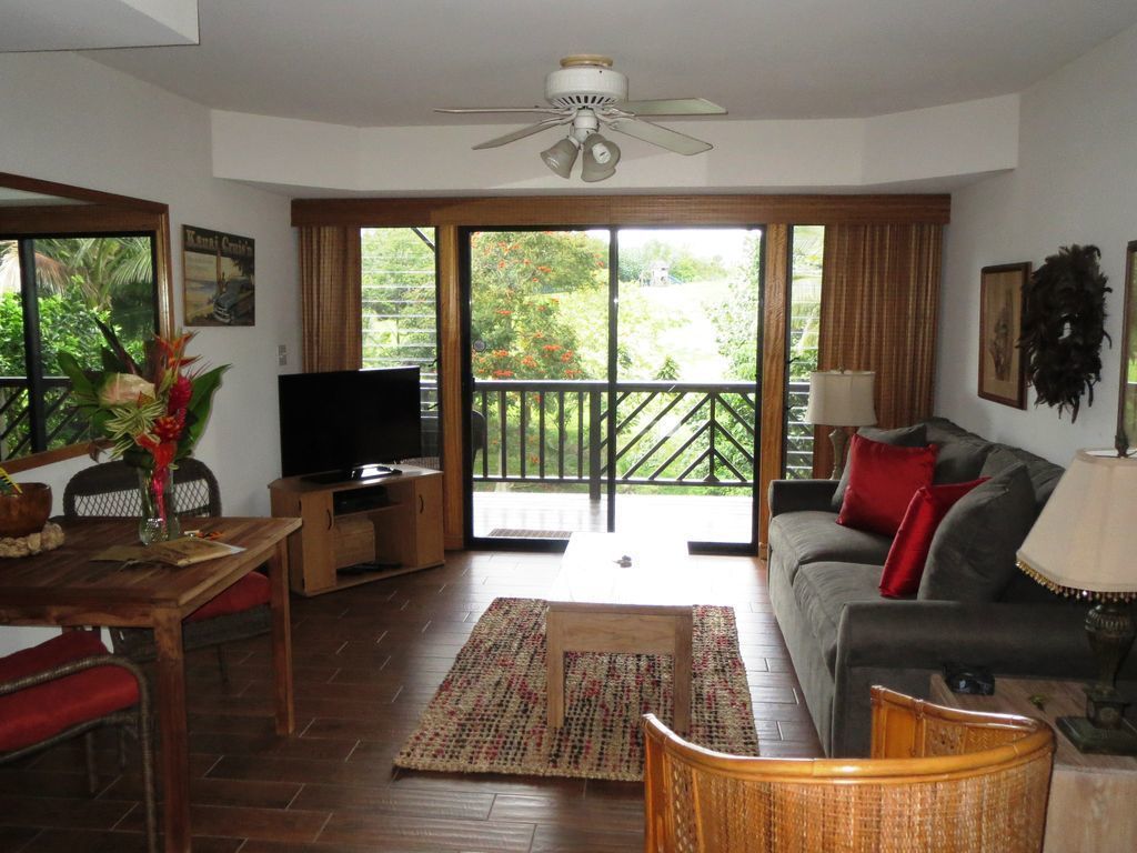 Wailua Hideaway - One Bedroom Stream-side Apartment - Anahola Beach