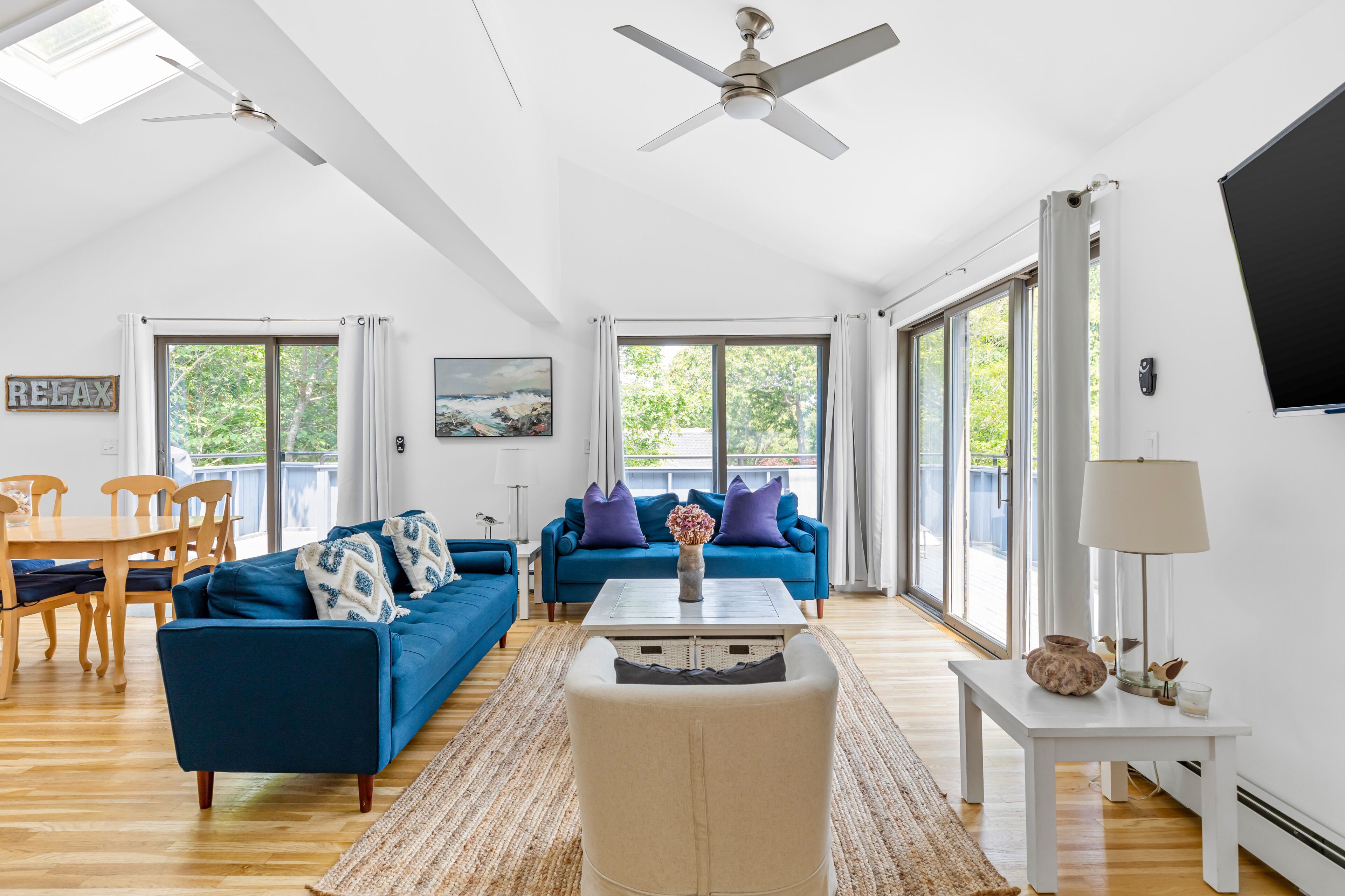 Hither Hills Beach Parking Pass! 4 Bedroom, Private Ocean Access, Beach House - Montauk, NY