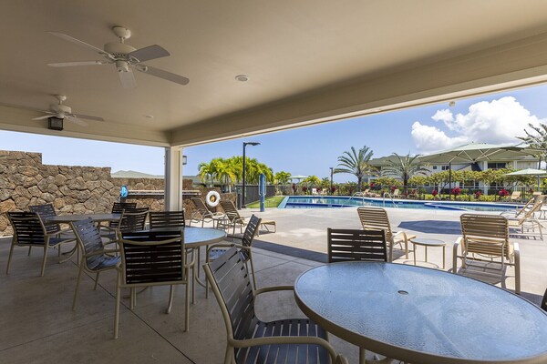 3 Br Island Villa W\/ Lanai, Expansive Shared Pool, Gym, Jacuzzi - Hawaii