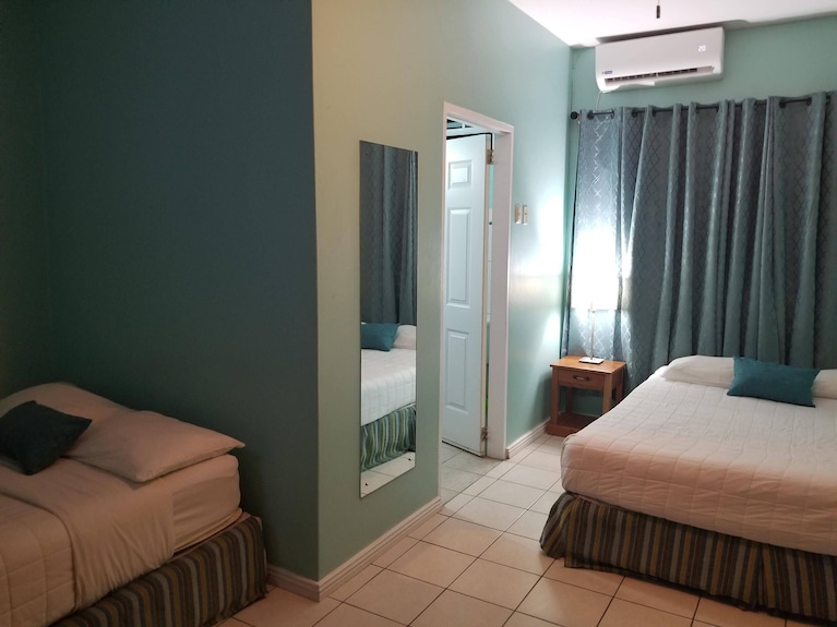 Standard Room At Bellissimo - Tobago