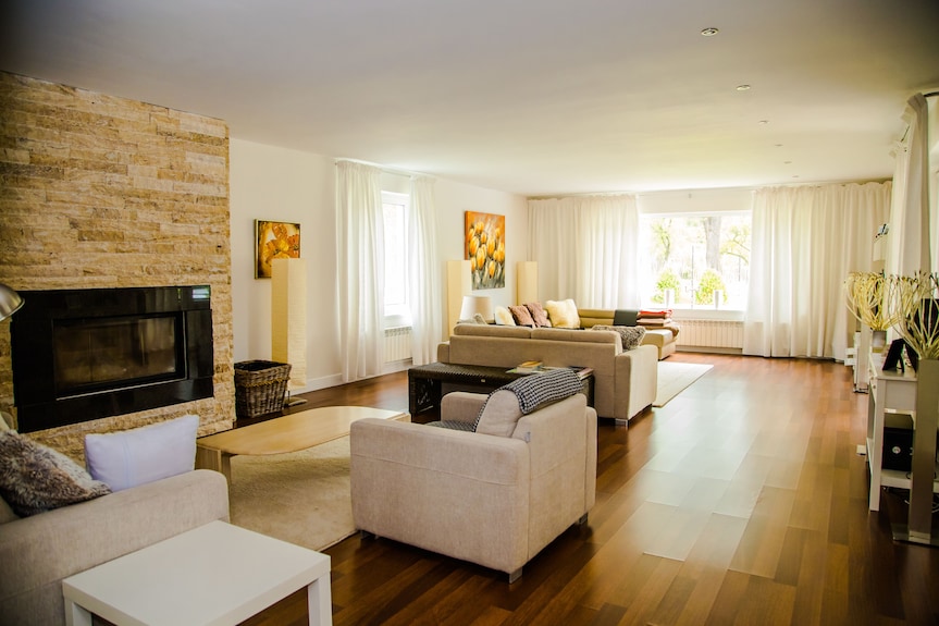 Luxury Villa With Heated Swimming Pool In A Breathtaking Natural Environment. - Transylvania