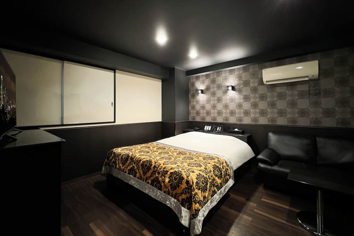 Quarto Duplo, fumadores (Type B) | Wi-fi grátis, roupa de cama fornecida 