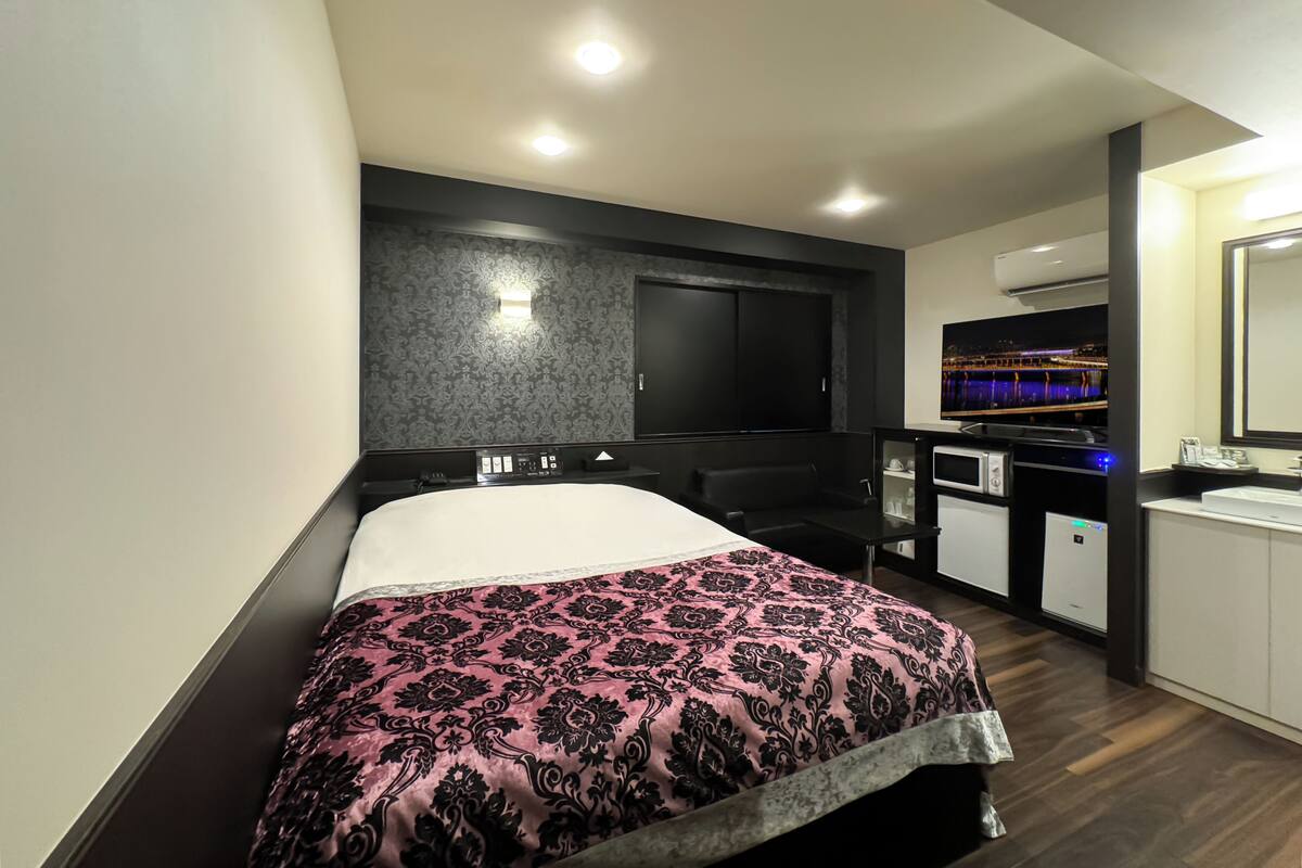 Quarto Duplo, fumadores (Type A) | Wi-fi grátis, roupa de cama fornecida 