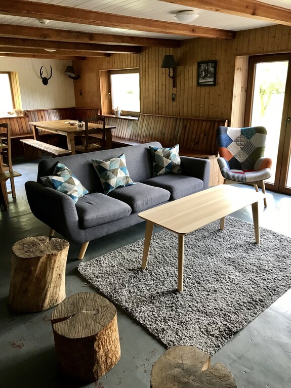 Spacieuse Auberge Familiale En Pleine Nature - Lac des Perches