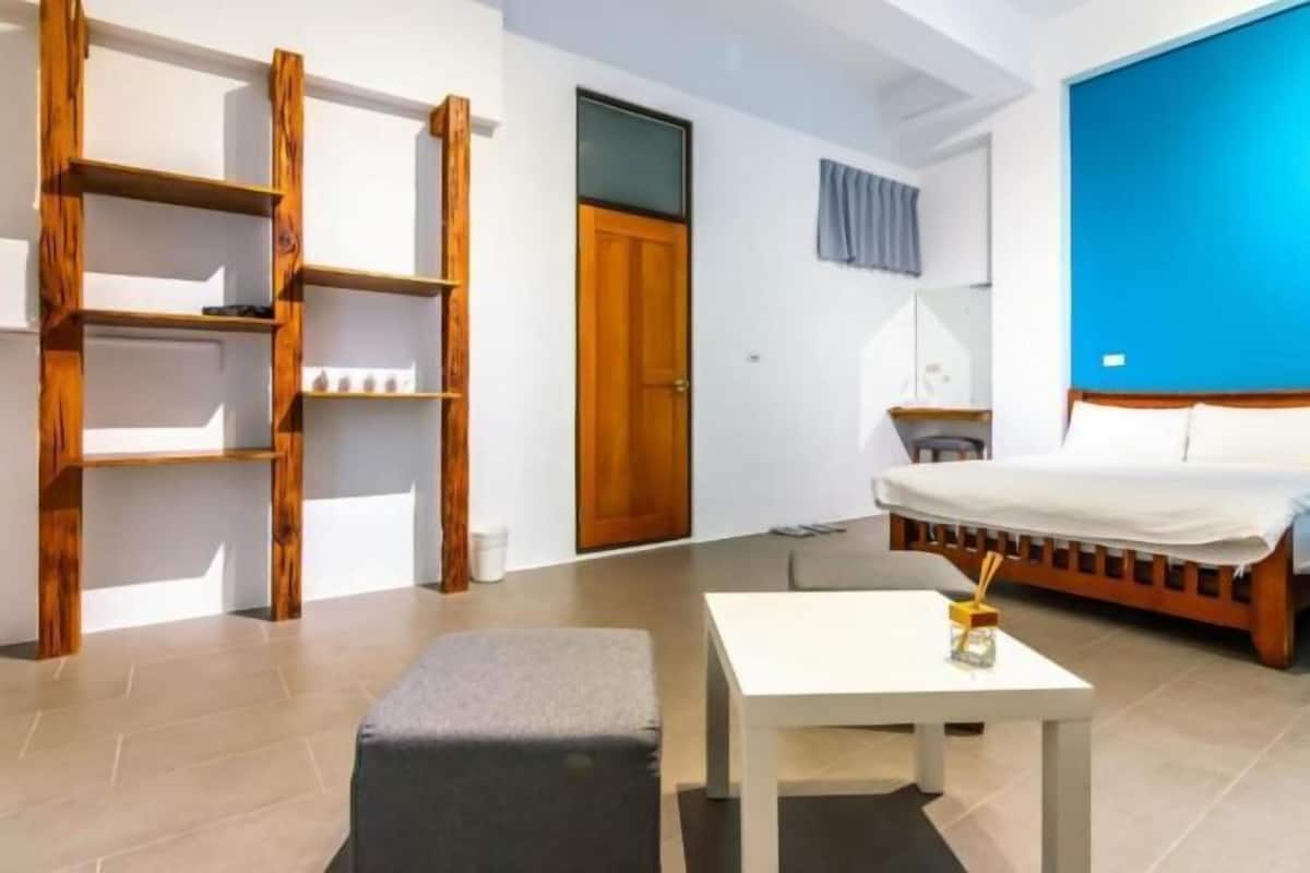 Wi-fi grátis, roupa de cama fornecida