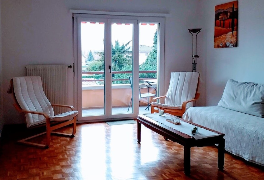 Cosy Apartment Next To The Train Station And Lake Leman - Montreux