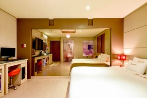 Quarto standard | Espaço de trabalho para notebook, Wi-Fi de cortesia