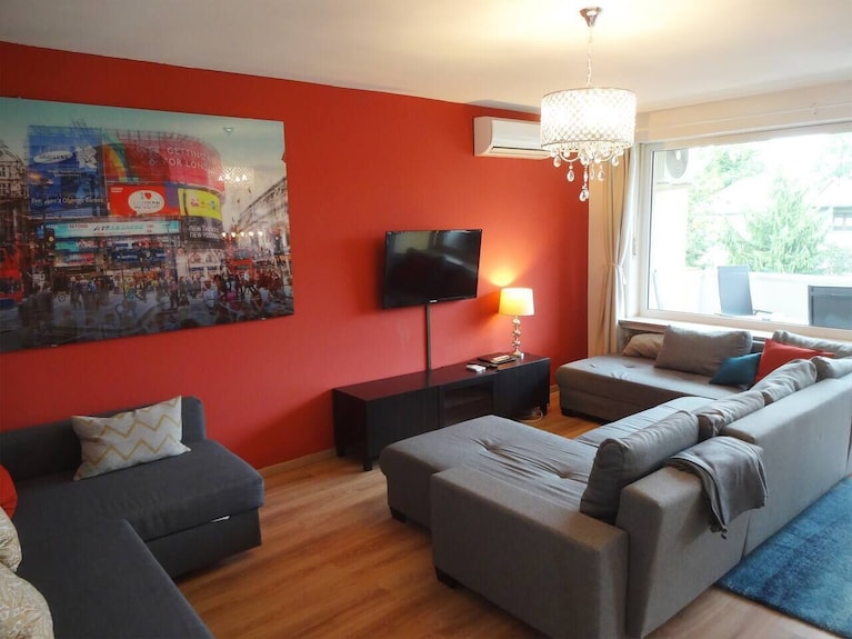 Magnífico Apartamento - Estación De Tren De Dachau, A Unos 22 Minutos Del Centro De La Ciudad De Múnich - Munich