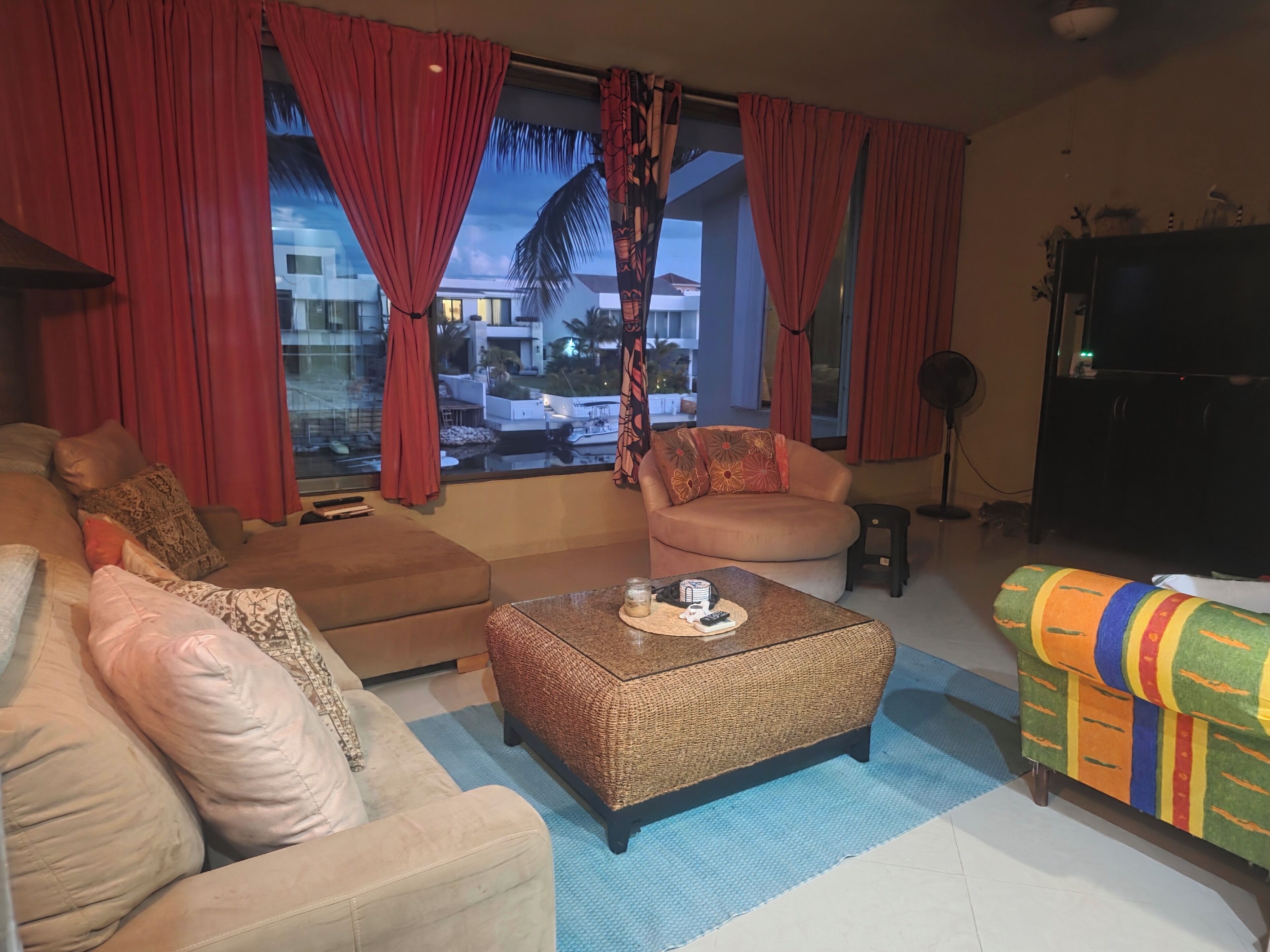 Waterview From Livingroom & Swings At Wet Bar!  2/2-1/2 Penthouse Condo Sleeps 6 - Puerto Aventuras